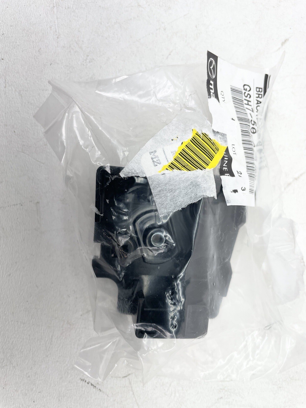 Genuine Mazda 2018-2021 Mazda 6 Right Headlight Bracket GSH7-50-ABYA ...