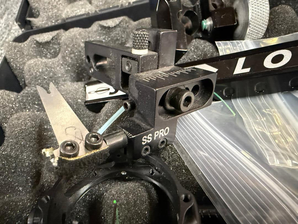 W@W Sure-Loc Supreme 400 Sight With 2 Scopes SS PRO Rest TARGET BOW ...