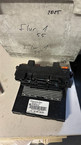 Mercedes Benz Classe C W203 C200 CDI Boîte à Fusibles Sam Module ...