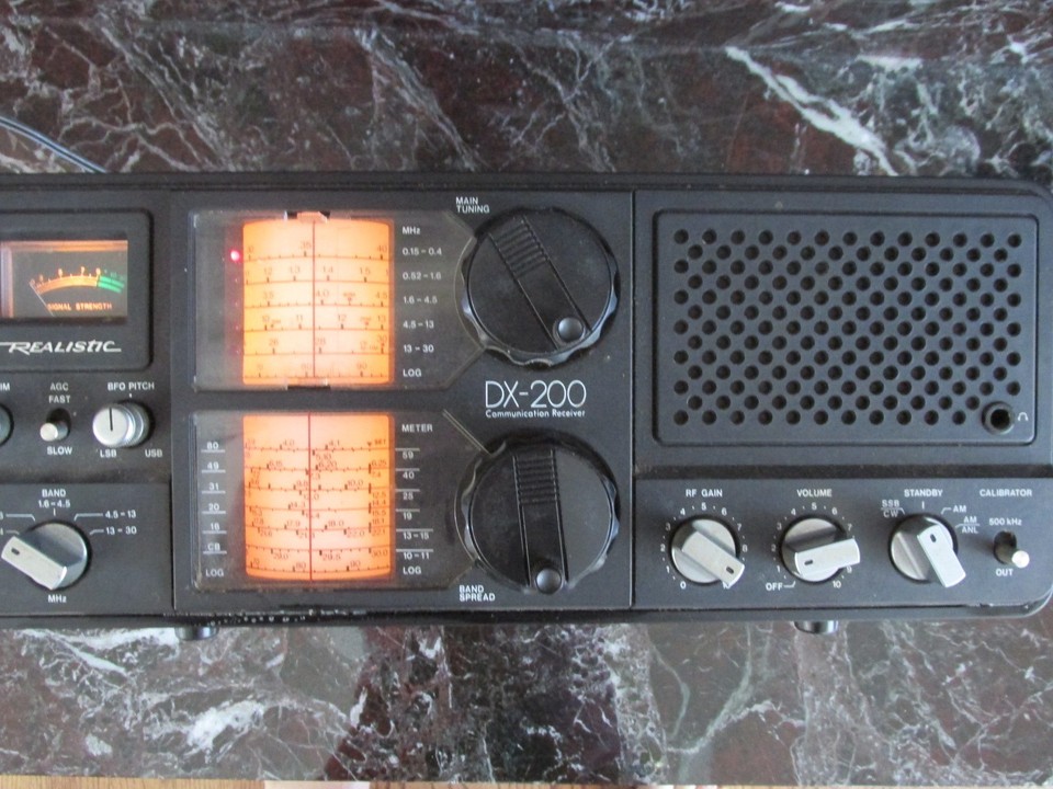 BEAUTIFUL WORKING ALLIED/RADIO SHACK/TANDY 5 BAND SW/LW/BC RECEIVER ...