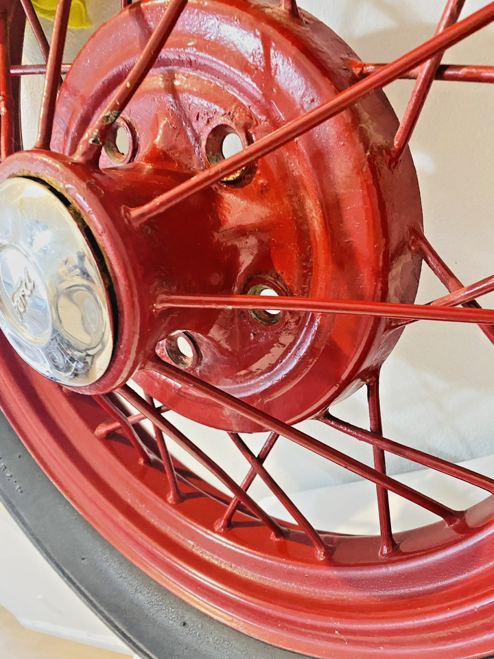 FORD Model A Wire Spoked Wheel Rim & Tire with center cap 5 Lug ...
