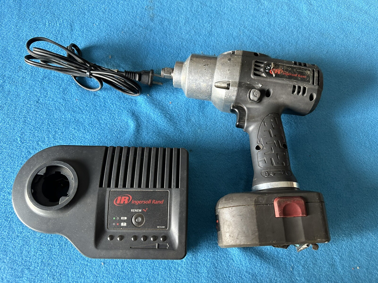 Ingersoll Rand 0-1650 1/2" Battery Powered Impact Set | eBay