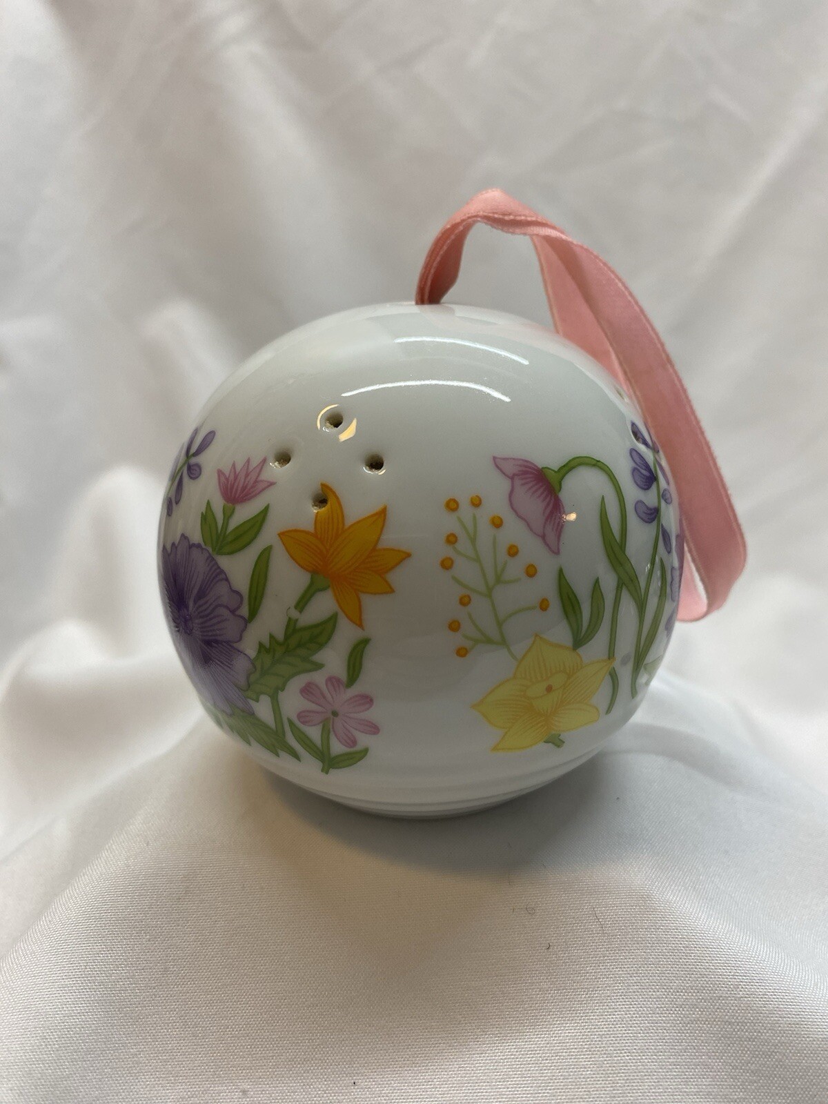 Vintage Round Ceramic Andre Richard Potpourri Pomander Ball With Floral ...