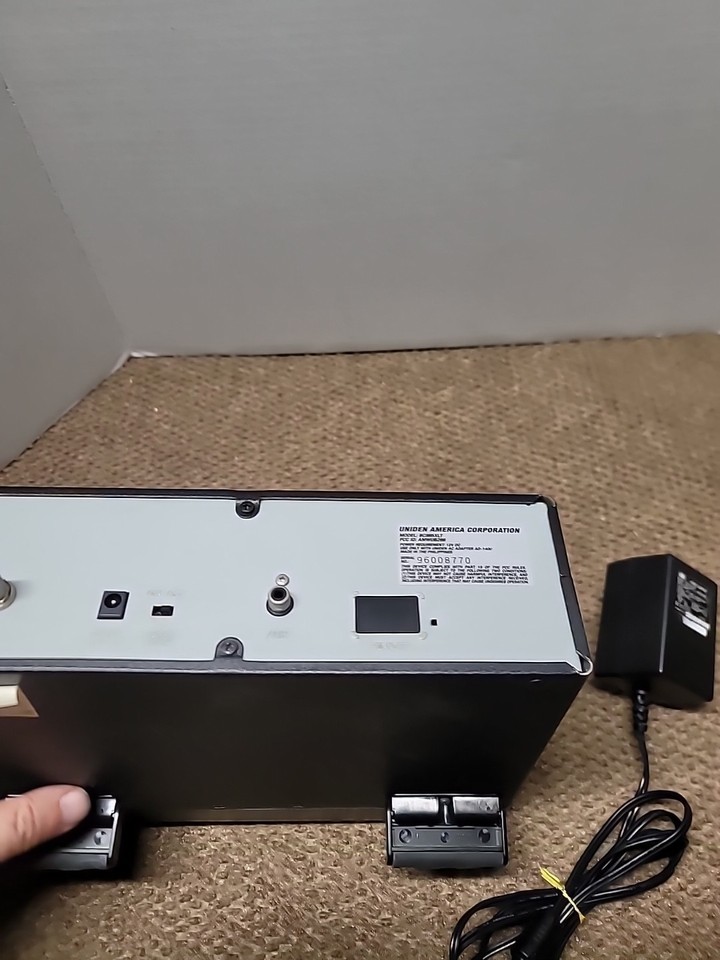 Uniden BC895XLT Bearcat Trunk Tracker Analog Scanner With Antenna Works ...