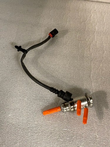 2017-2020 GMC Chevrolet 6.6L DEF Injection Nozzle | 12688993 | Genuine ...