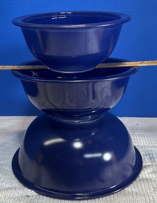 Vintage PYREX Cobalt Blue Glass 3 Piece Nesting Mixing Bowl Set 325 ...