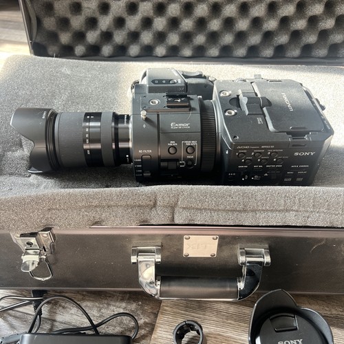 SONY NEX-FS700R SUPER 35 EXMOR PRO VIDEO CAMERA 18-200 f/3.5-6.3 ALPHA ...