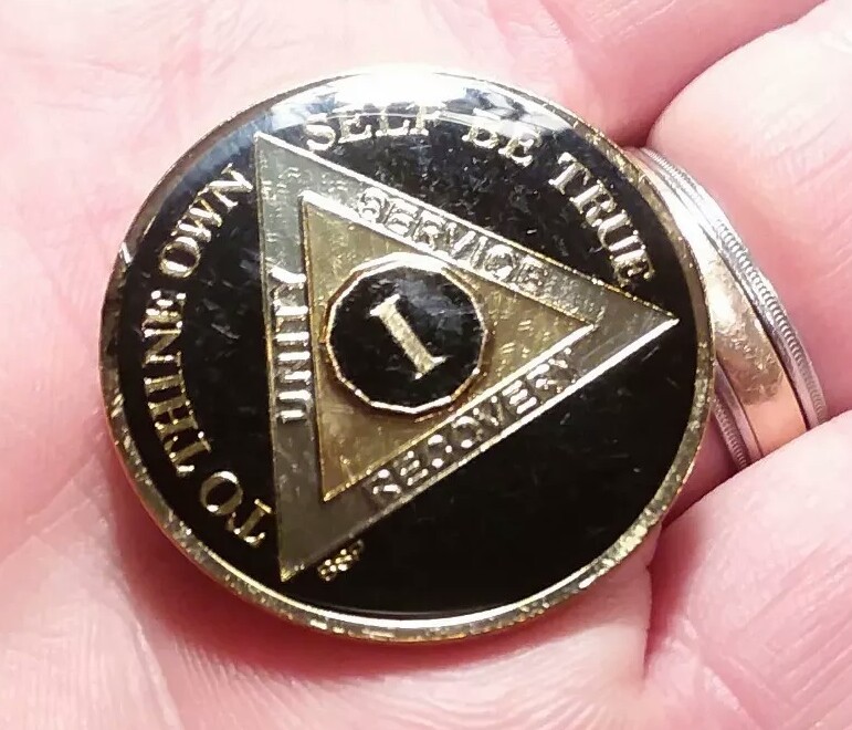 1 Year AA Coin BLACK Enamel, Gold, Nickel 1⅜" Traditional Size Recovery ...