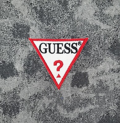 TOPPA PATCH Replica Guess Ricamata Termoadesiva o da Cucire 7,5X6,5 CM ...