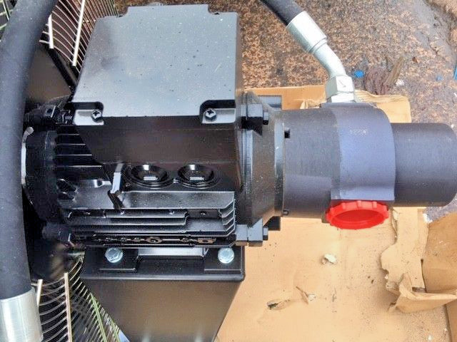 Oiltech Oil Coolers 3~ Motor 7AA100L04 IP55 IM B34 FT100 UD 1001/ ...