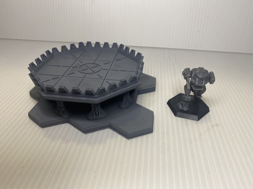 Landing Pad w/ Hex Base, Tabletop War Game Battletech Compatible ...
