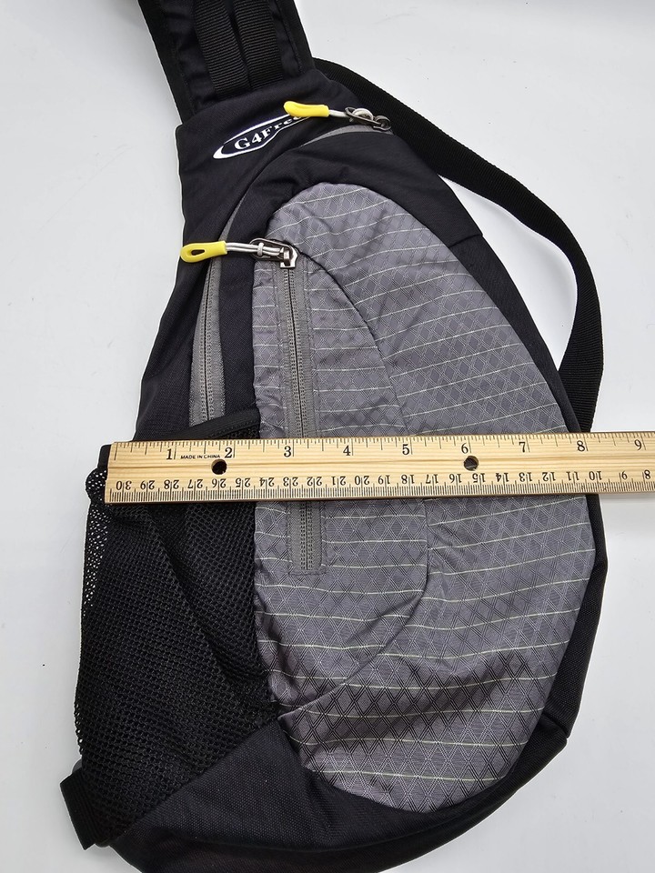 G4 Free Sling Bags Unisex Sling Backpack New With Tags Athletic Gym ...