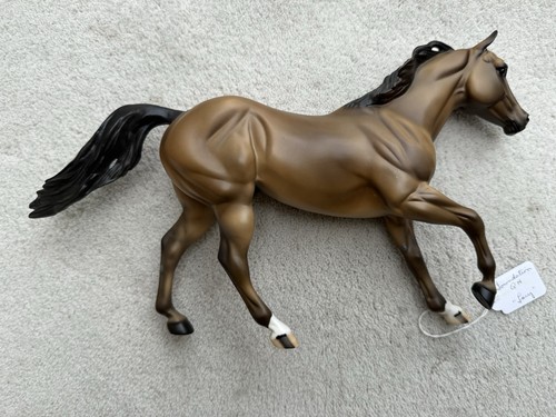 Breyer Peter Stone Foundation Quarter Horse “Larry” Dark Chestnut Matte ...
