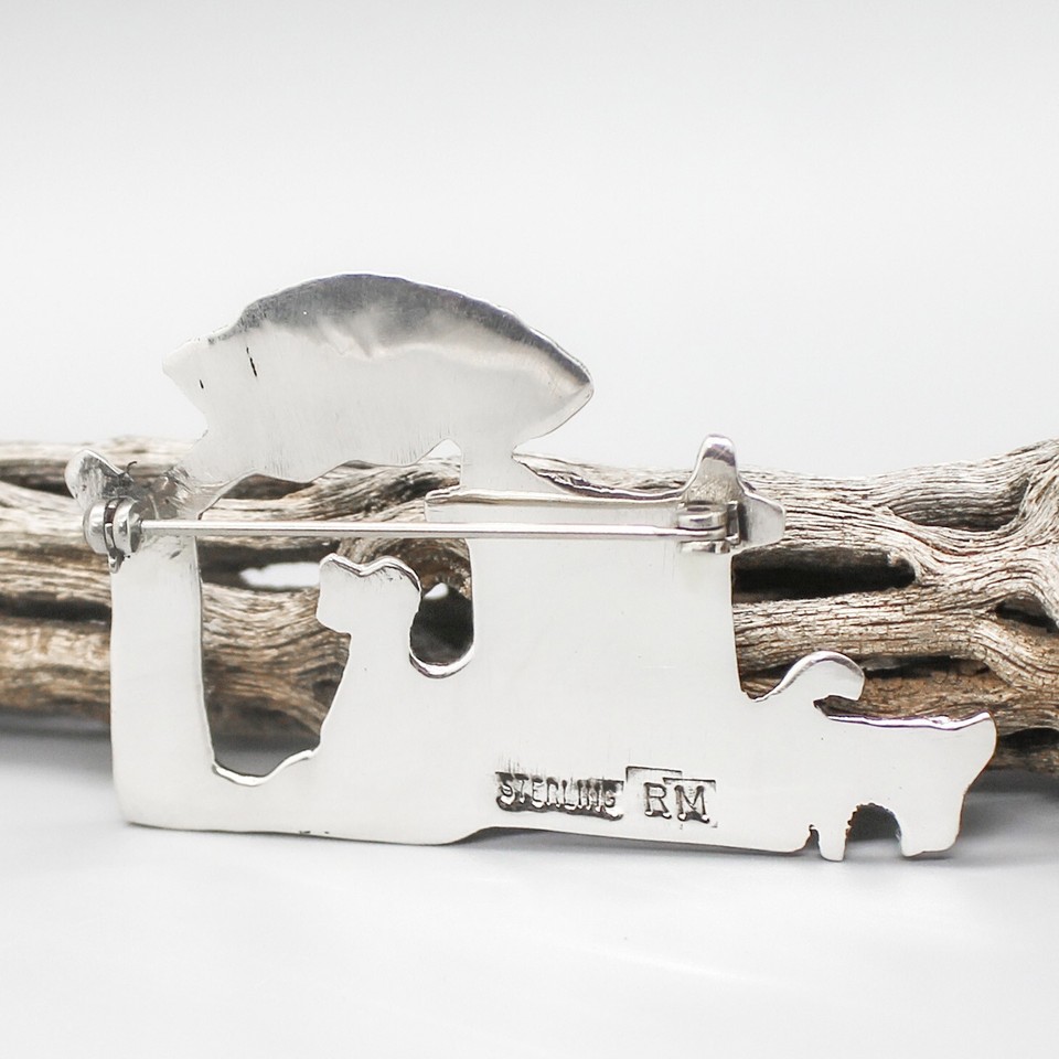 NAVAJO-CAST STERLING SILVER NAVAJO WEAVER PIN by ROBBIE MANUELITO | eBay