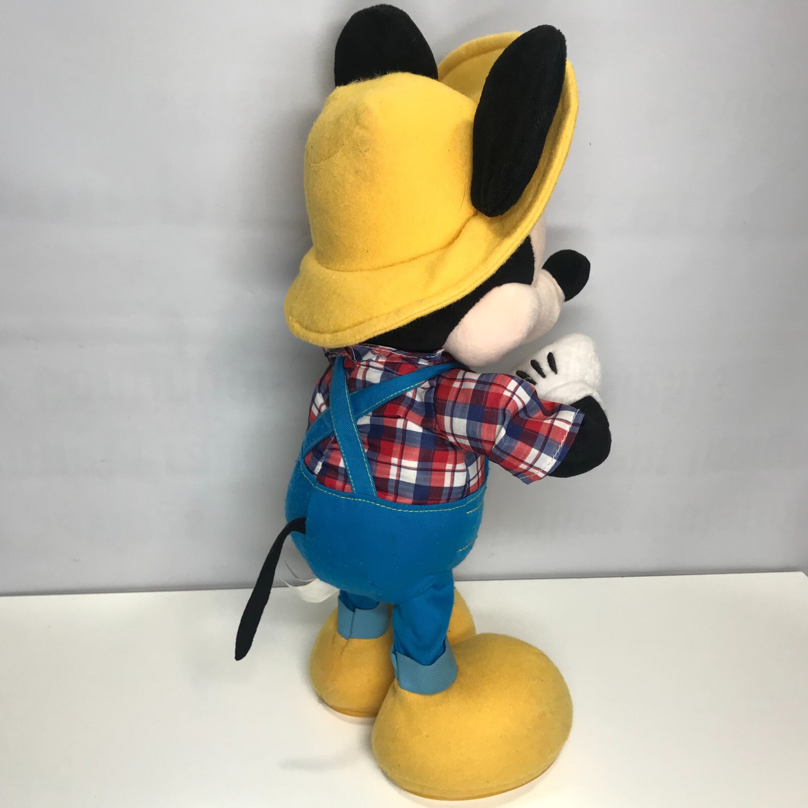 SEE VIDEO Disney Junior E-I-Oh! Mickey Mouse, Plush Toy, Dances "Old ...