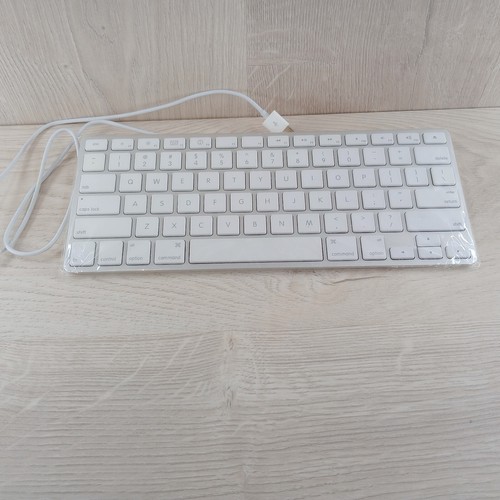 Apple Wired Compact Keyboard A1242 USB Ports White / Silver NEW Sealed ...