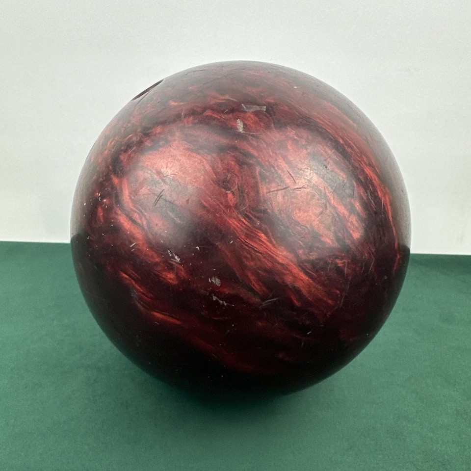 Vintage Columbia 300 Bowling Ball Maroon Color With Black Swirl 10lb ...