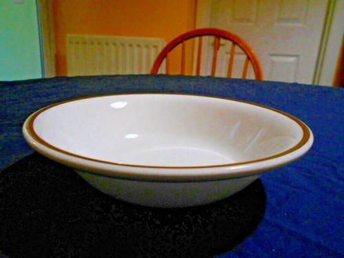 Wedgwood metallised bone china-white with gold rim 6 bowls£20 | eBay UK