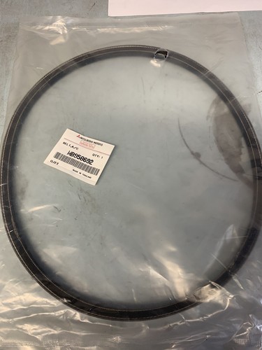 Genuine V-BELT A/C MB958692 | eBay Australia