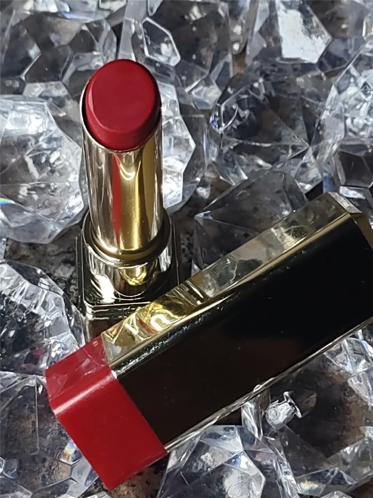 L'OREAL PARIS COLOUR RICHE COLOUR CARESSE LIPCOLOUR # 179 CHERRY TULLE ...