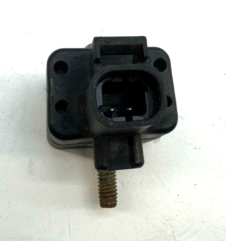 2007-2008 Chevrolet Silverado GMC Sierra Front Bumper Sensor 15297468 ...