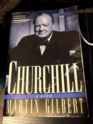 Churchill : A Life by Martin Gilbert (1992, Trade Paperback ...