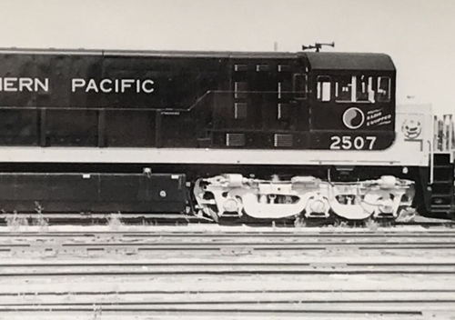 Northern Pacific Railway Railroad NP #2507 GE U25C Locomotive Train B&W ...