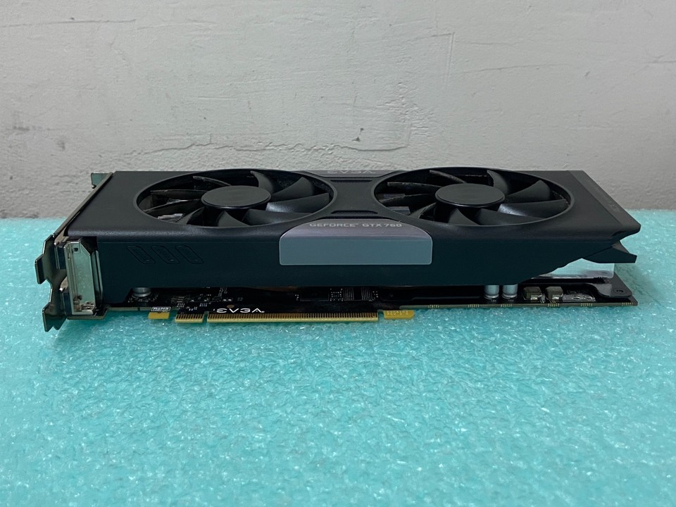 EVGA NVIDIA GeForce GTX 760 2GB GDDR5 Graphics Card 02G-P4-2763-KR ...