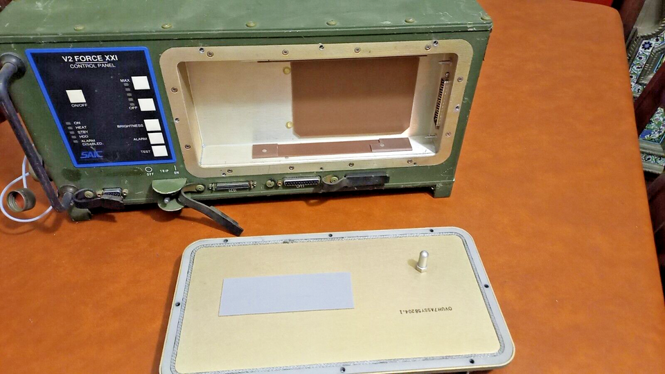 MILITARY COMPUTER LITTON GULF WAR 1990 US SAIC V2 FORCE XXI HMMWV USA ...