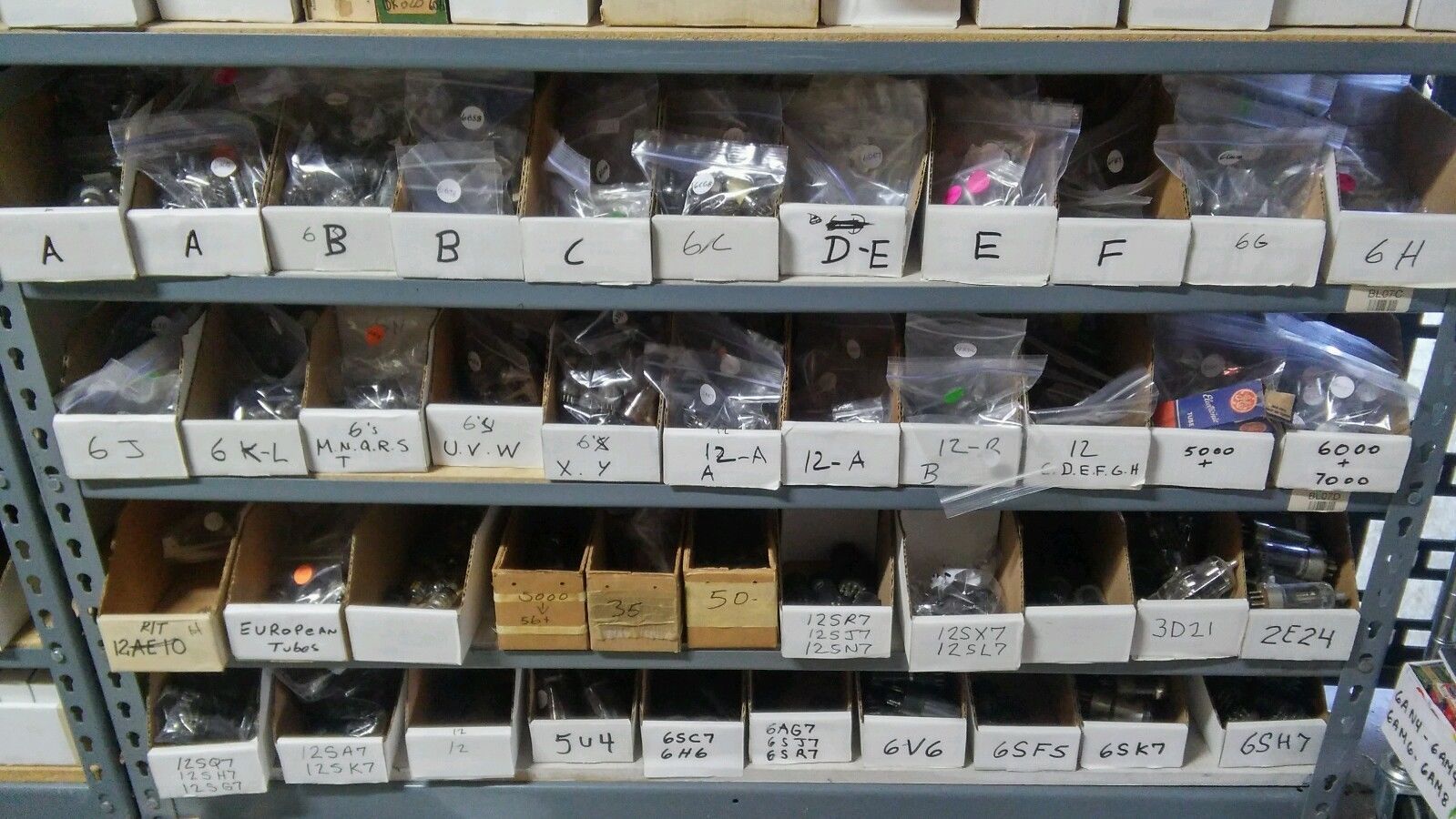 1 Vacuum tube 6GY6/6GX6, 6GN8/6EB8, 6GU7, 6GK5/6FQ5A, 6GN8, 6GS7 L#28 ...