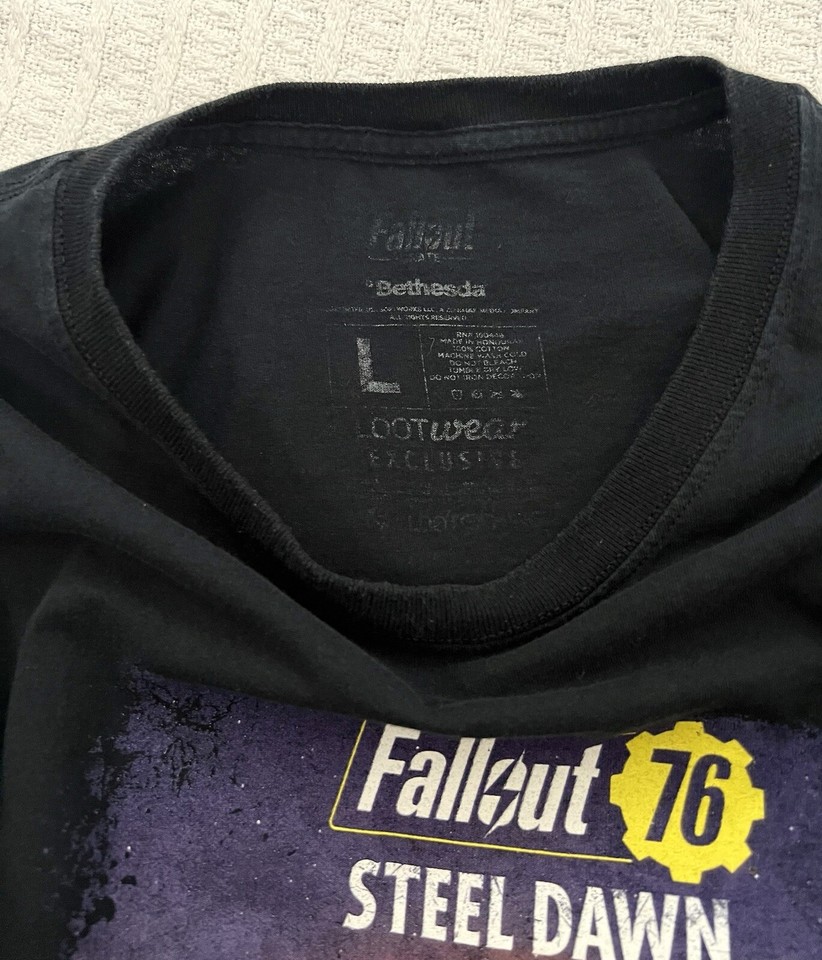 LOOT Wear Mens Large 20.5” X 28” Fallout 76 DLC Steel Dawn Shirt ...