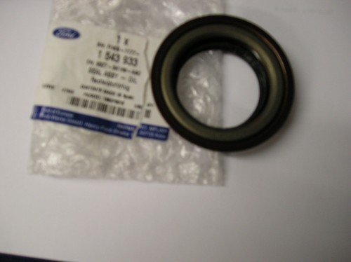 Ford Focus RS Mk1 NEW Oil SEAL,1543933 Diff / Drive Shaft, Genuine Ford ...