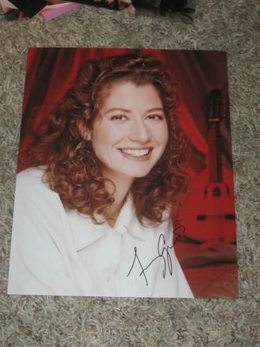 Singer AMY GRANT Signed 8x10 Photo MUSIC AUTOGRAPH 1A | eBay