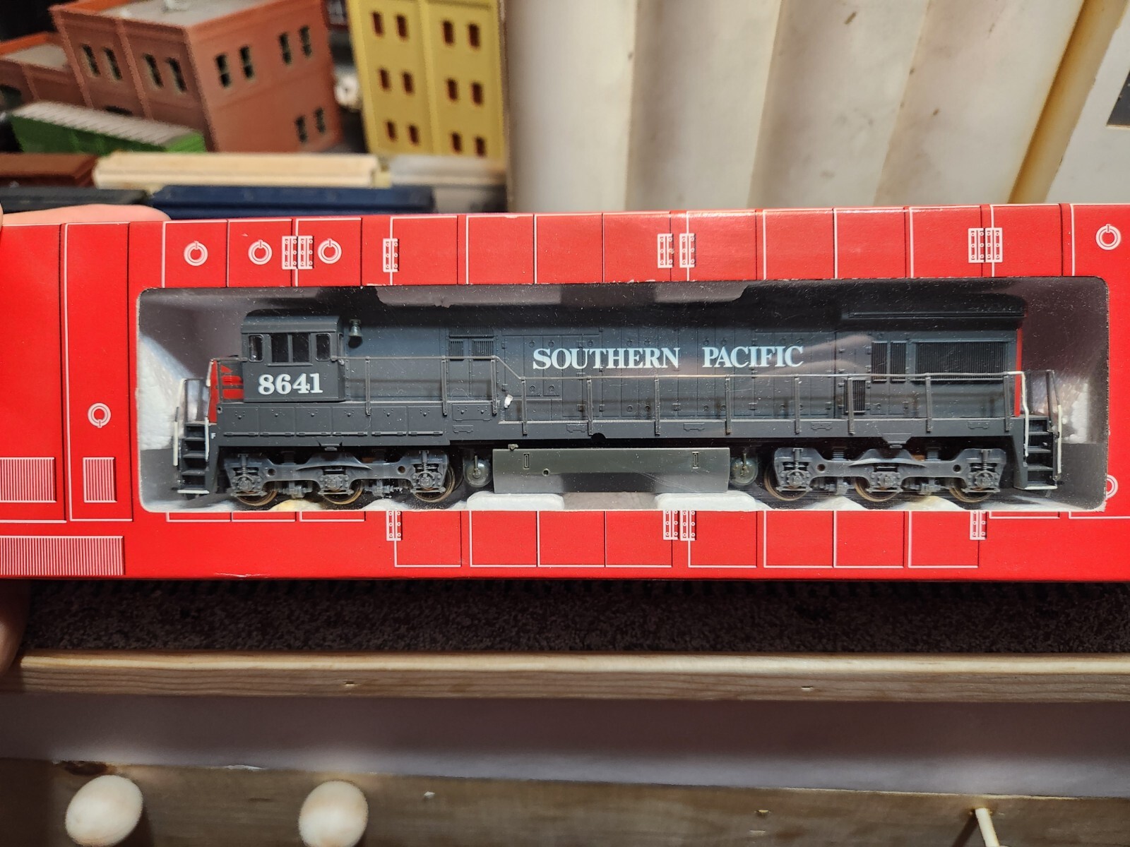 Atlas HO Scale U33C Southern Pacific #8641 Item #8527 Tested DCC ready ...