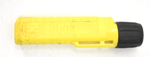 Underwater Kinetics Mini Q40 Compat & Reliable Dive Light Yellow LED ...