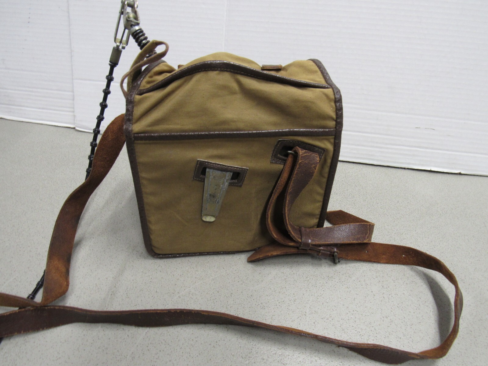 East German NVA DDR Portable Military Radio Russian P-126 Receiver ...