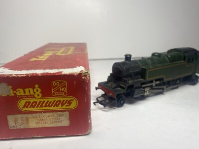 Tri-ang R59 R59S 2-6-2 Class 3MT Tank Locomotive Loco. 82004 OO Gauge ...