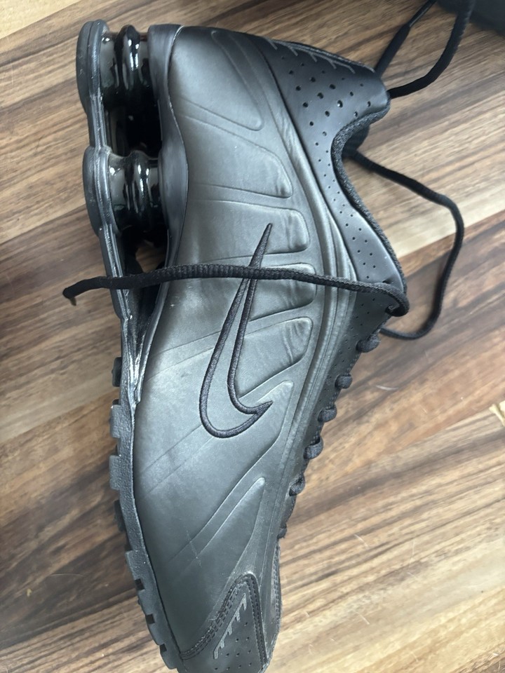 Nike Shocks Men's Sneakers size 9 (hq1988-001 triple black) | eBay UK