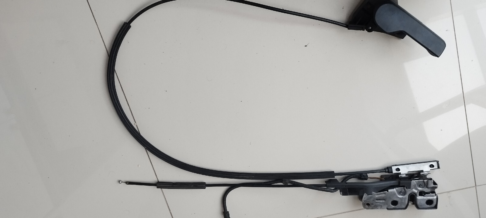 Genuine VW GOLF MK5 Bonnet HOOD LOWER LOCK LATCH MECHANISM CATCH WITH ...