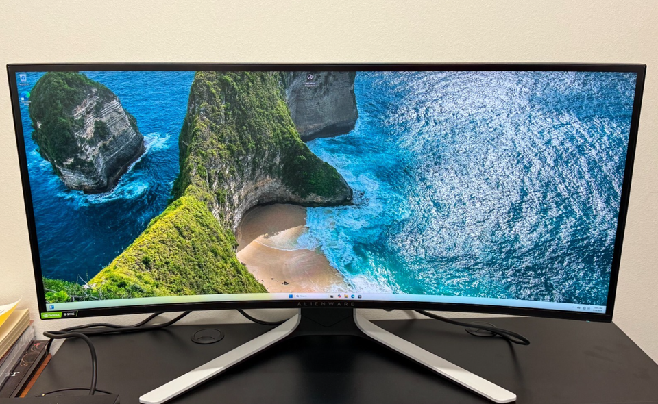 Alienware Curved 34" WQHD 3440 X 1440 120Hz Gaming Monitor AW3420DW ...