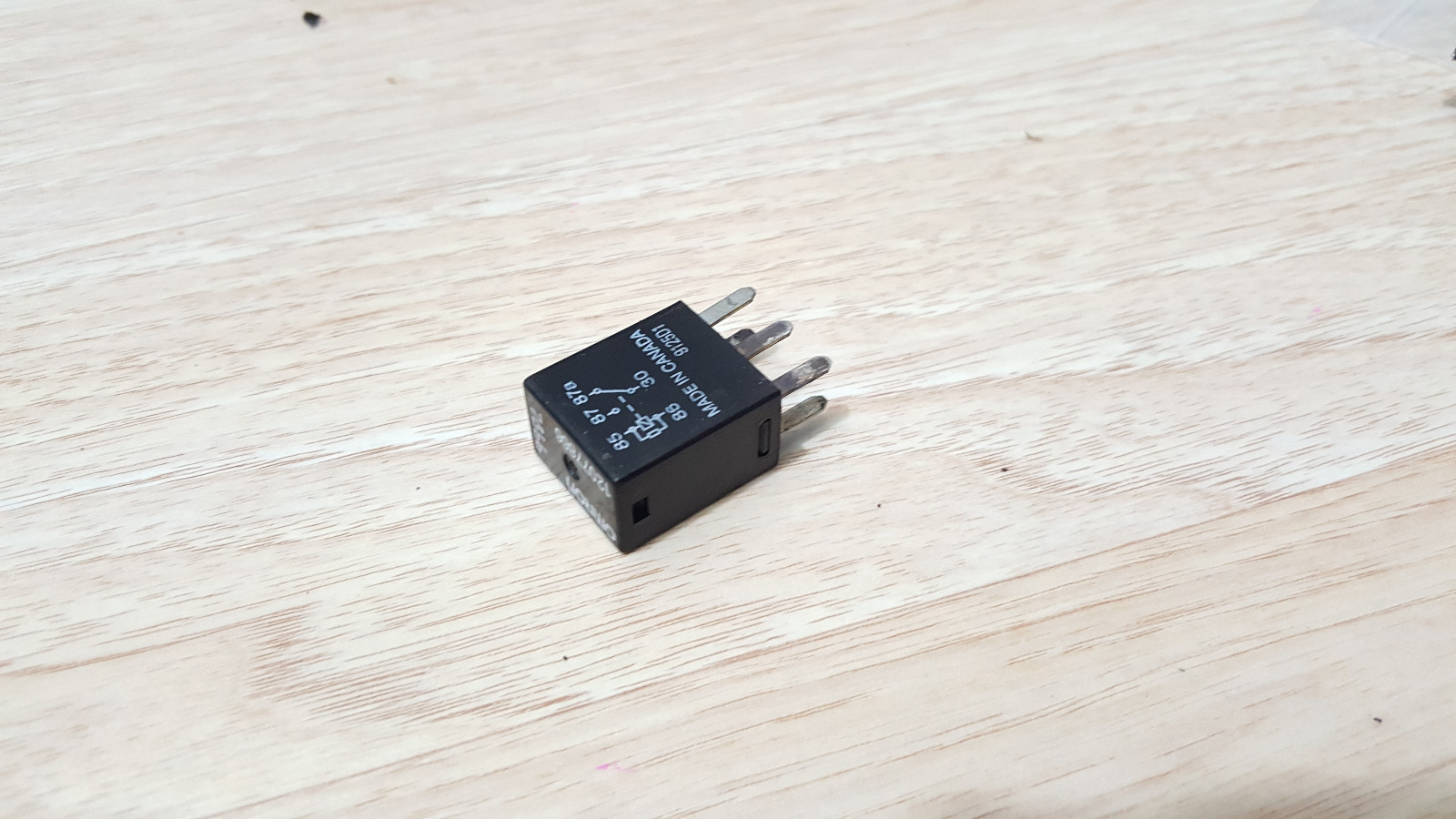 gm 19116058 19115082 12077866 power relay a/c headlight pcm cooling ...