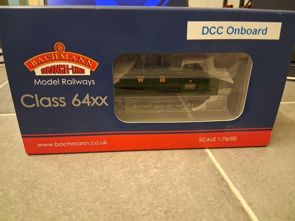 Bachmann 00 Gauge 31-635 Class 64xx Pannier Tank GWR Green 6407 - DCC ...