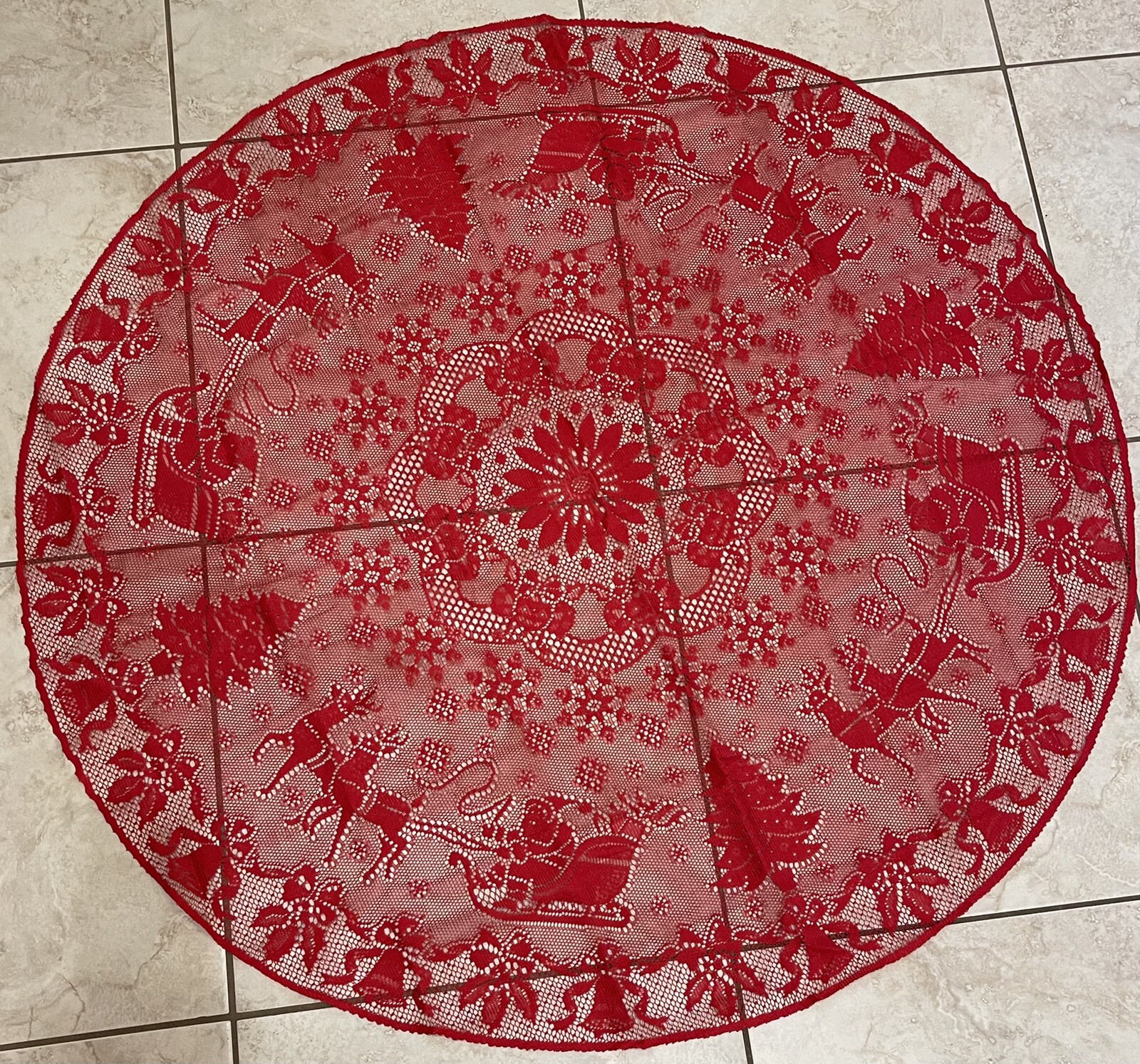 Heritage Lace 45” Round Red Christmas Table topper/ Runner (150) | eBay