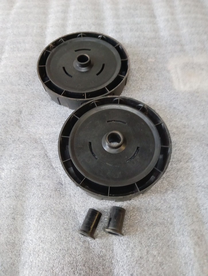 QUALCAST ELECTRIC LAWN RAKE AND SCARIFIER YT6702 PAIR OF WHEELS | eBay UK