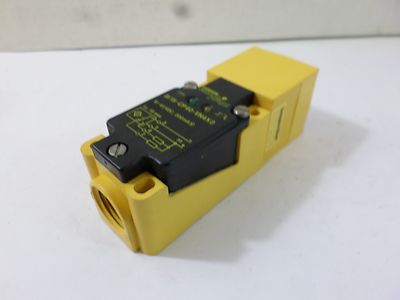 New Surplus Turck BI 15 CP40 VN4X2 Combi Prox 10-65VDC 200mA | eBay
