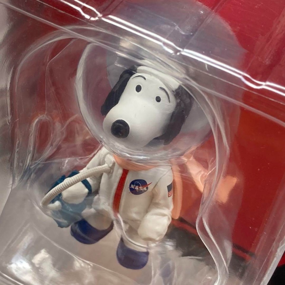 NASA Snoopy Space Astronauts Vintage Version Figure | eBay