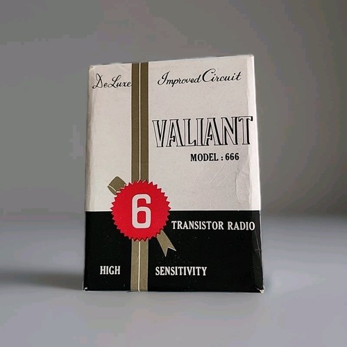 VALIANT 6 transistor AM Pocket Radio W/ Case Model V-666 - 1965 | eBay