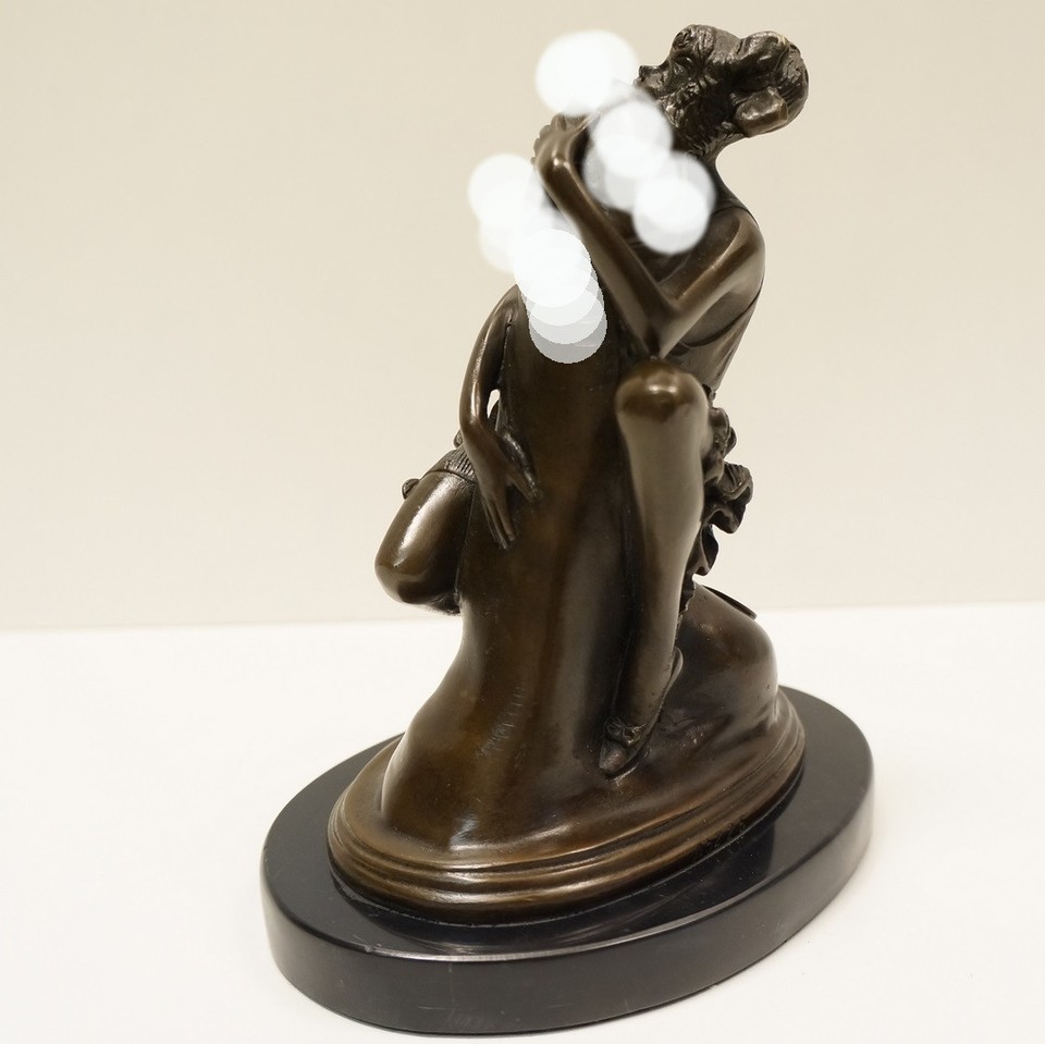 Statue Sculpture Pin-up Sexy Style Art Deco Style Art Nouveau Bronze ...