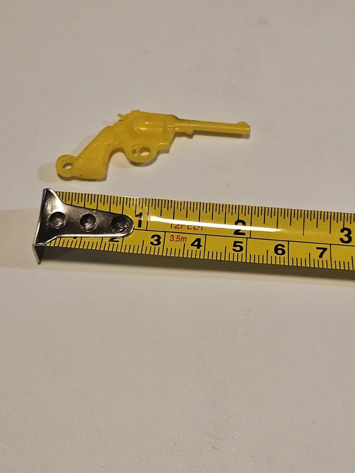 Vintage Plastic Cracker Jack Gumball Prize Yellow Colt Revolver Charm ...