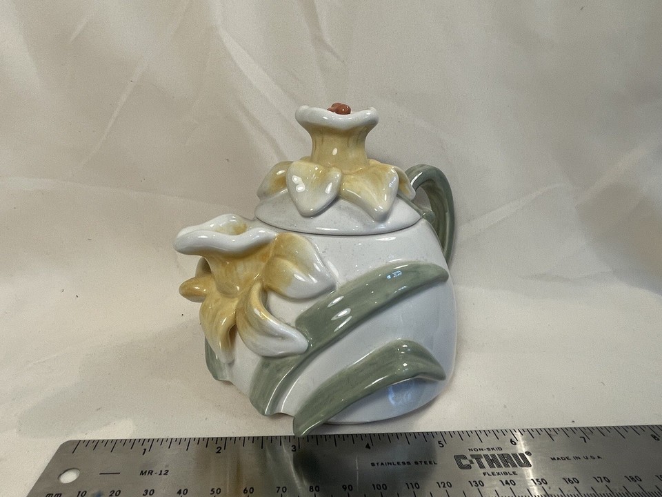 Very Rare Dept 56 Daffodil Tea For One Time to Celebrate TOP 2 SECTIONS ...